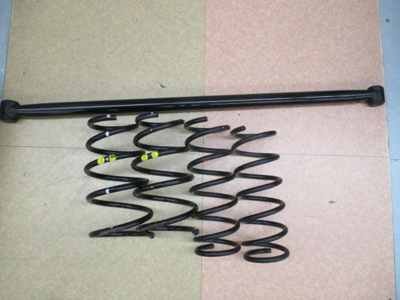 SUZUKI エヴリィワゴンDA64W純正サス+ラテラルロッド | カー用品 足まわり サスを通販で購入する | 中古カー＆バイク用品の販売 ...