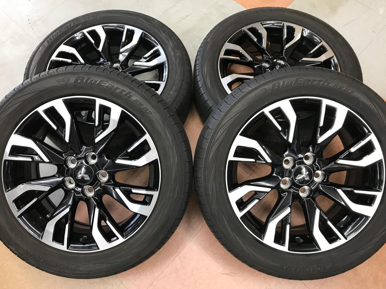 三菱純正(MITSUBISHI) アウトランダーPHEV GC2W 純正ホイール + YOKOHAMA(ヨコハマ) BluEarth RV ...