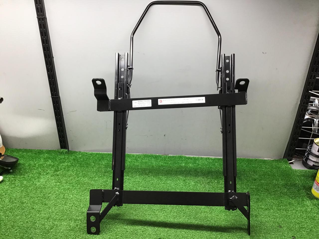 BRIDE(ブリッド) [N301LR] シルビア(S13/S14/S15) リクライニング用 シートレール 運転席側 1脚 | 中古品 | アップガレージ 四日市店 | カー用品 シート ...