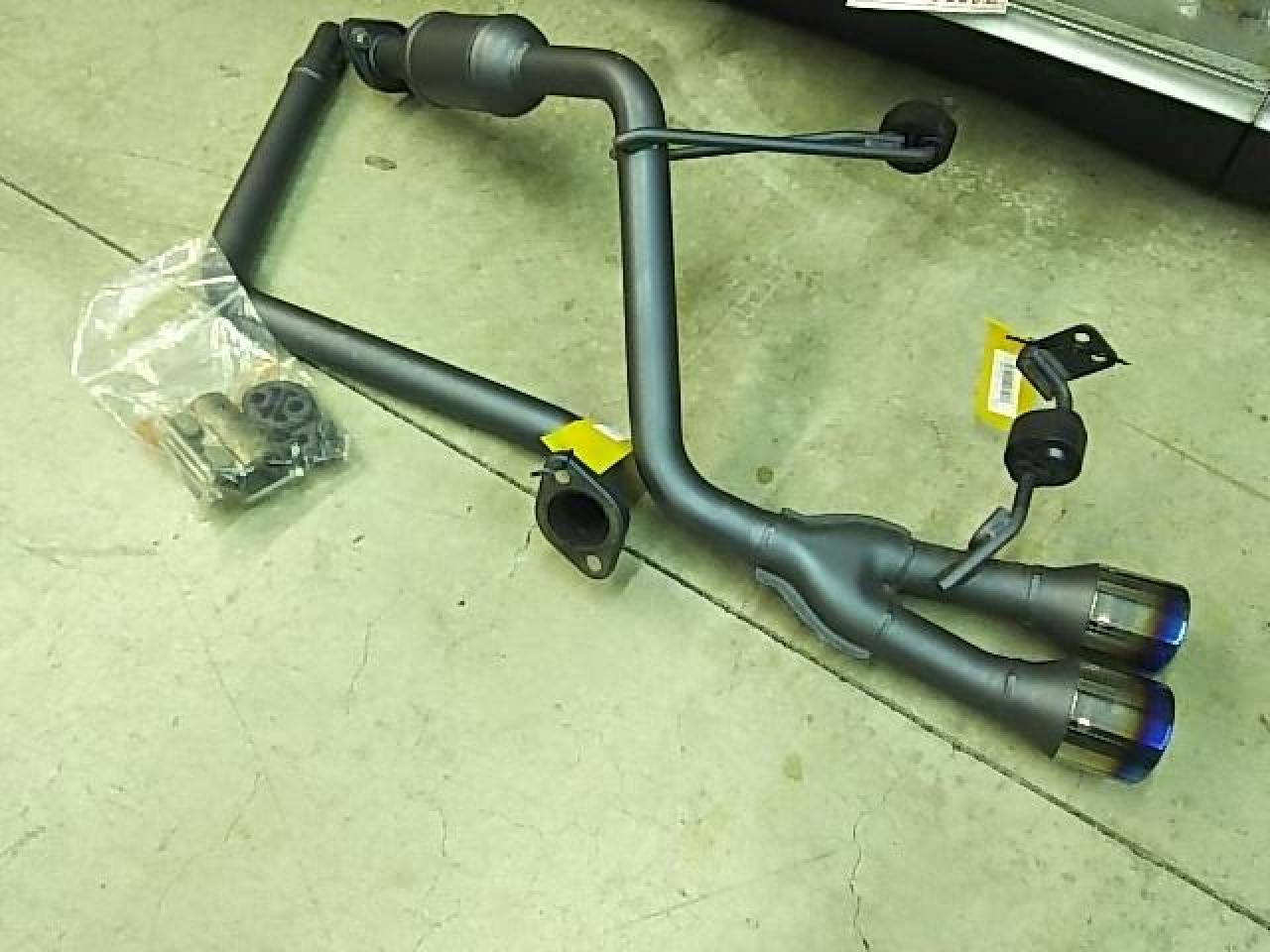 HKS Cool Style II センターデュアル出し アルトワークス HA36S | カー用品 吸気・排気系 マフラーを通販で購入する | 中古カー＆バイク用品の販売ならアップガレージ