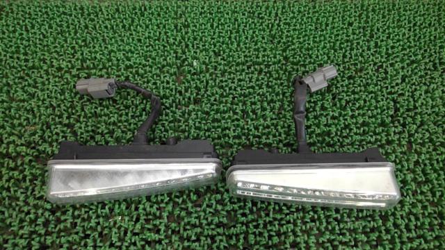 HONDA ヴェゼル/RU1純正LEDデイライト 【STANLEY P5603】 | 中古品 | アップガレージ 横浜町田総本店 | カー用品 ...