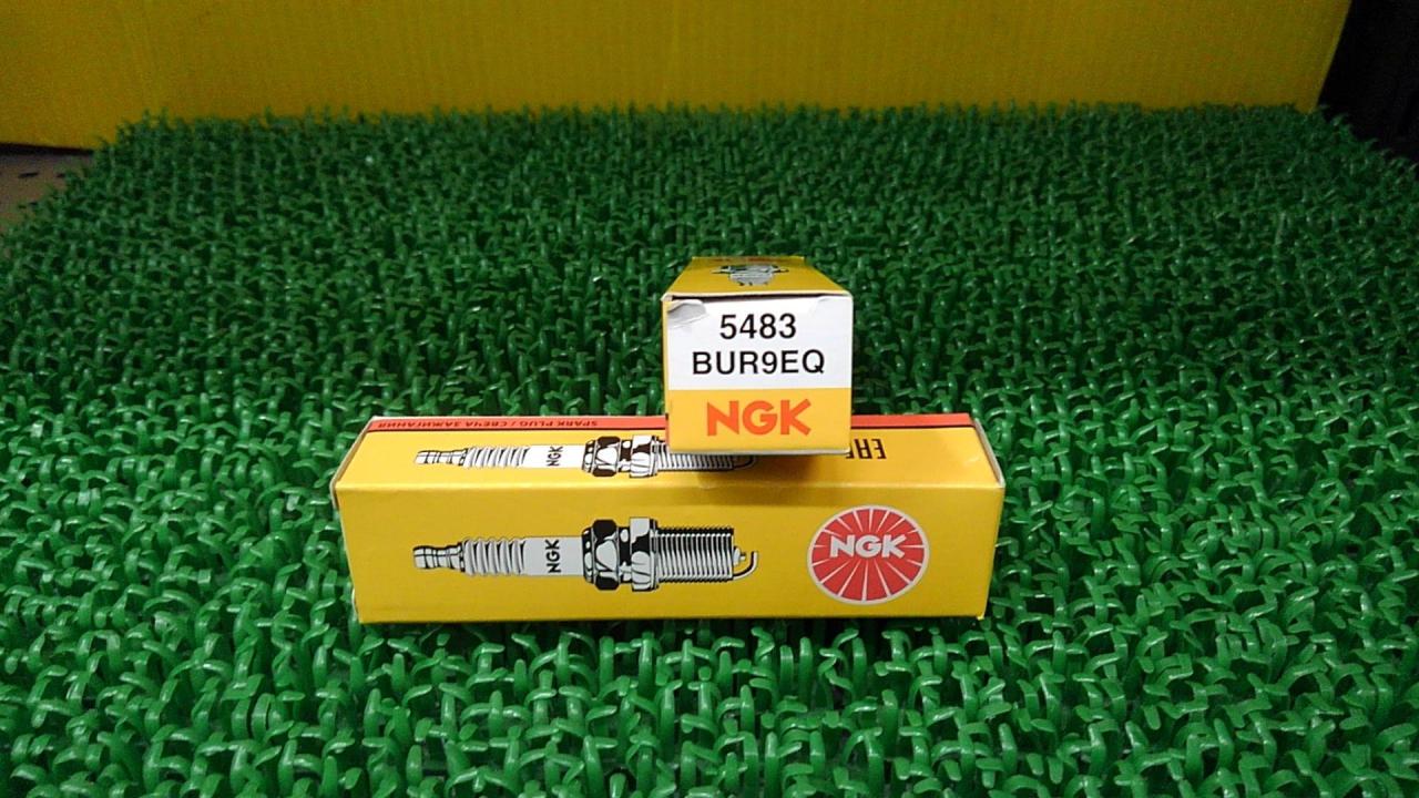 NGK スパークプラグ 【BUR9EQ】 | カー用品 電装系 その他電装系を通販で購入する | 中古カー＆バイク用品の販売ならアップガレージ