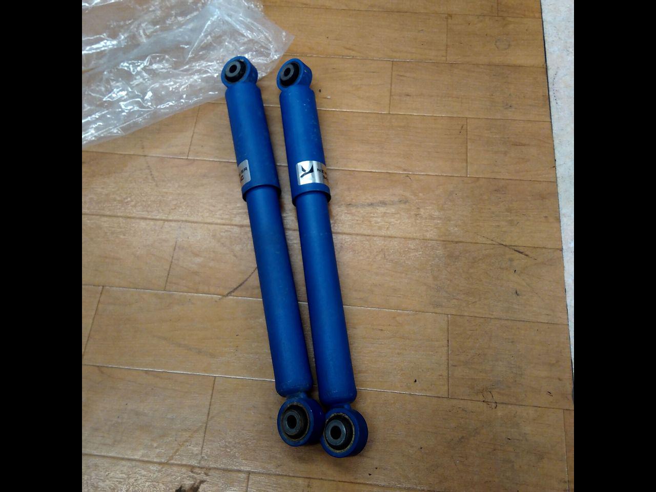 ジムニー(JB64) KYB(カヤバ) リアショック 2本のみ | カー用品 足まわり ショックを通販で購入する | 中古カー＆バイク用品の販売ならアップガレージ