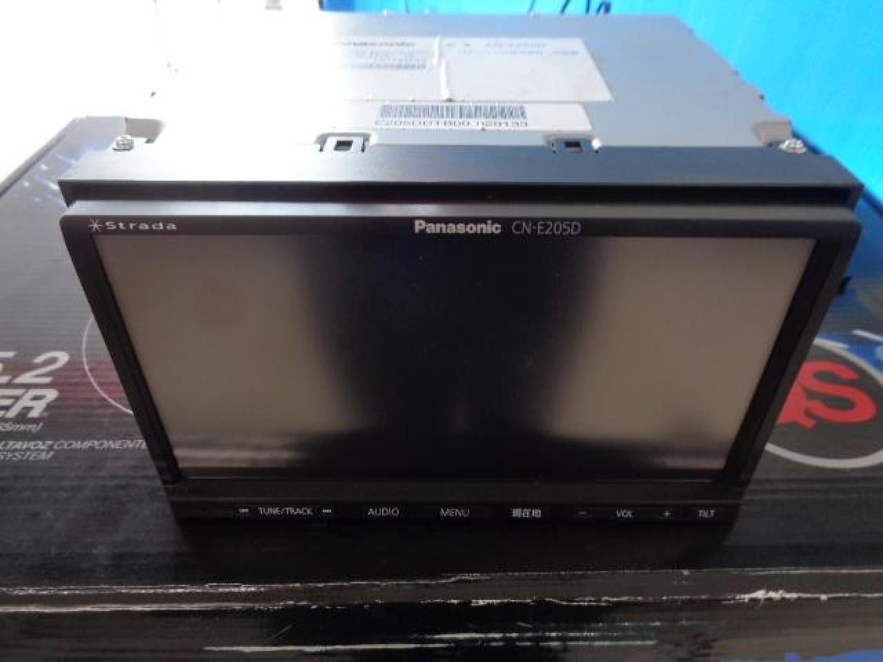 Panasonic(パナソニック) CN-E205D ☆2014年モデル☆ | カー用品 カーナビ(地デジ） AV一体メモリーナビ（地デジ）を通販で購入する | 中古カー＆バイク用品の販売なら ...