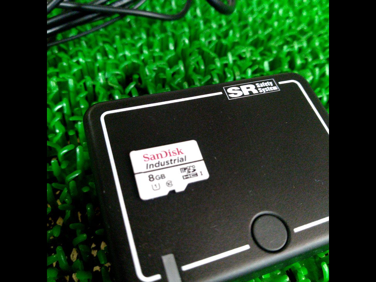 SR SR-SD01 リアビューカメラレコーダー | カー用品 カーAVアクセサリー ドライブレコーダーを通販で購入する | 中古カー＆バイク用品の販売ならアップガレージ