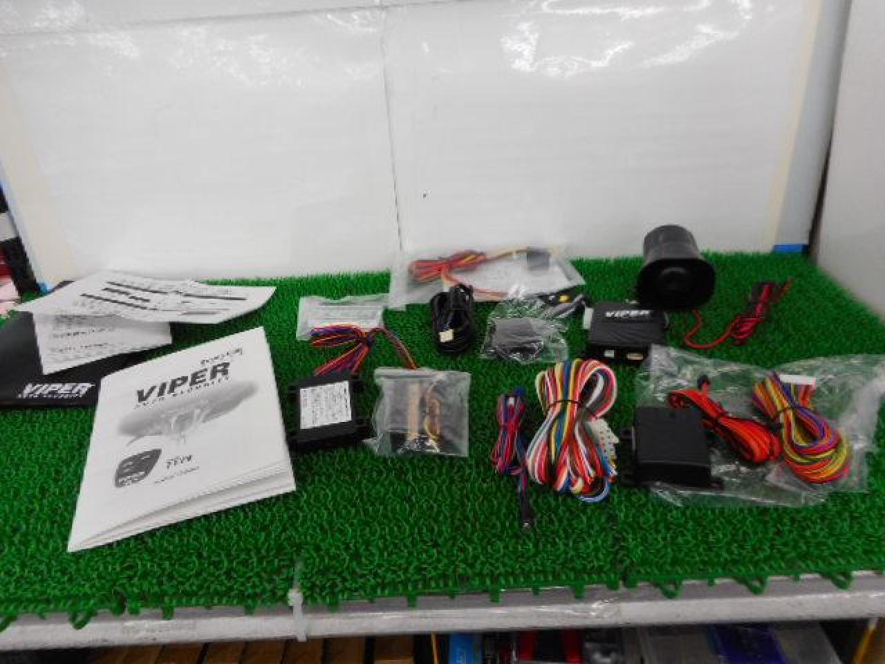 VIPER(バイパー) 717V | 新古品 | アップガレージ 静岡富士店 | カー用品 電装系 セキュリティを通販で購入する | 中古カー ...