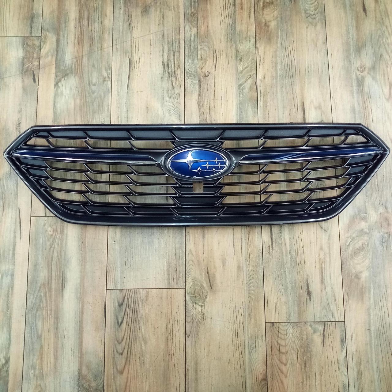 【値下げしました!】スバル純正(SUBARU) VN5 レヴォーグ 純正フロントグリル | カー用品 ボディパーツ グリルを通販で購入する | 中古カー＆バイク用品の販売ならアップガレージ