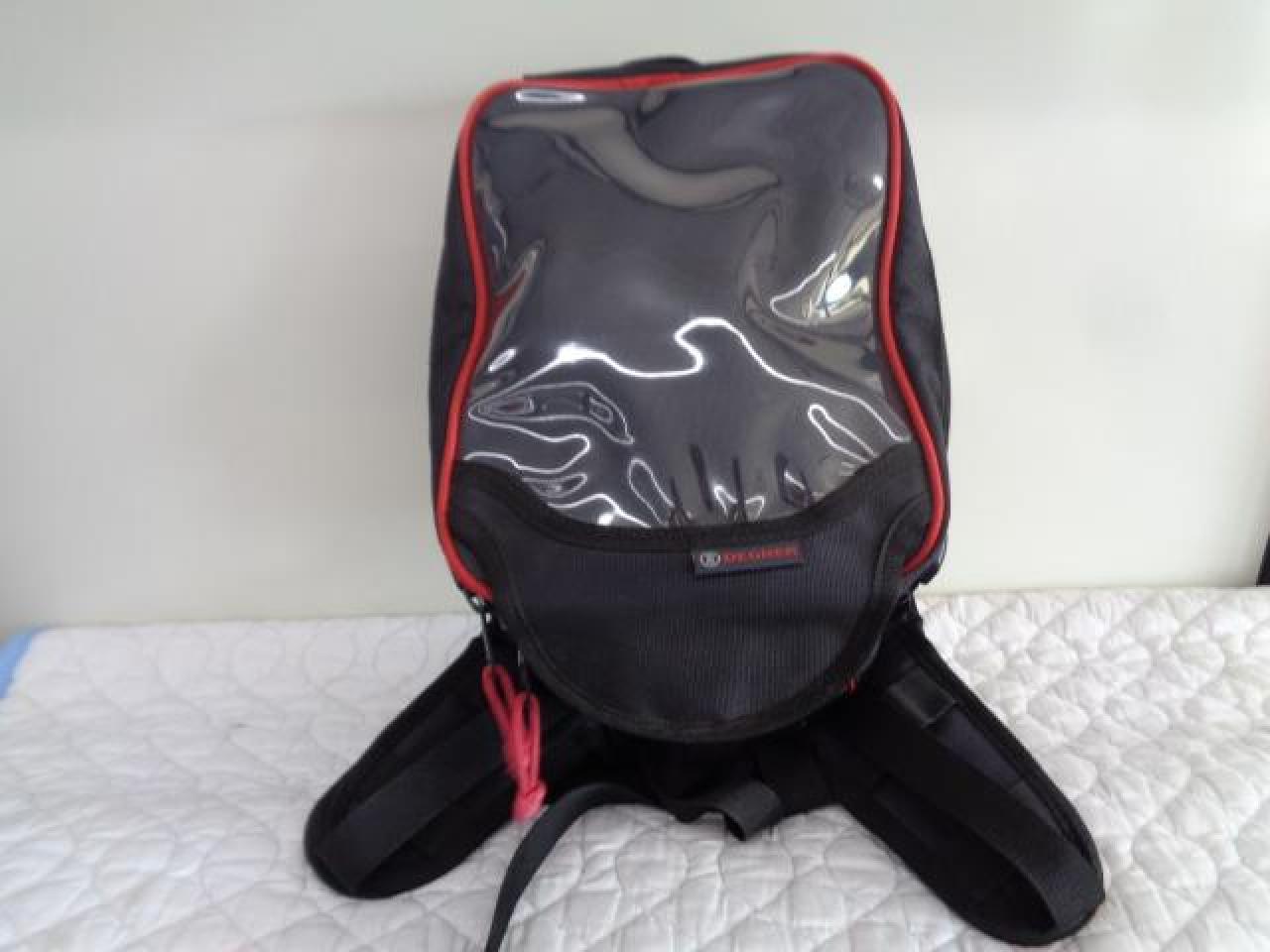 DEGNER (デグナー) NB-147 ベルト式タンクバッグ BELT TYPE TANKBAG(レッドパイピング) | バイク用品 ツーリング用品 バッグ(二輪)を通販で購入する | 中古 ...