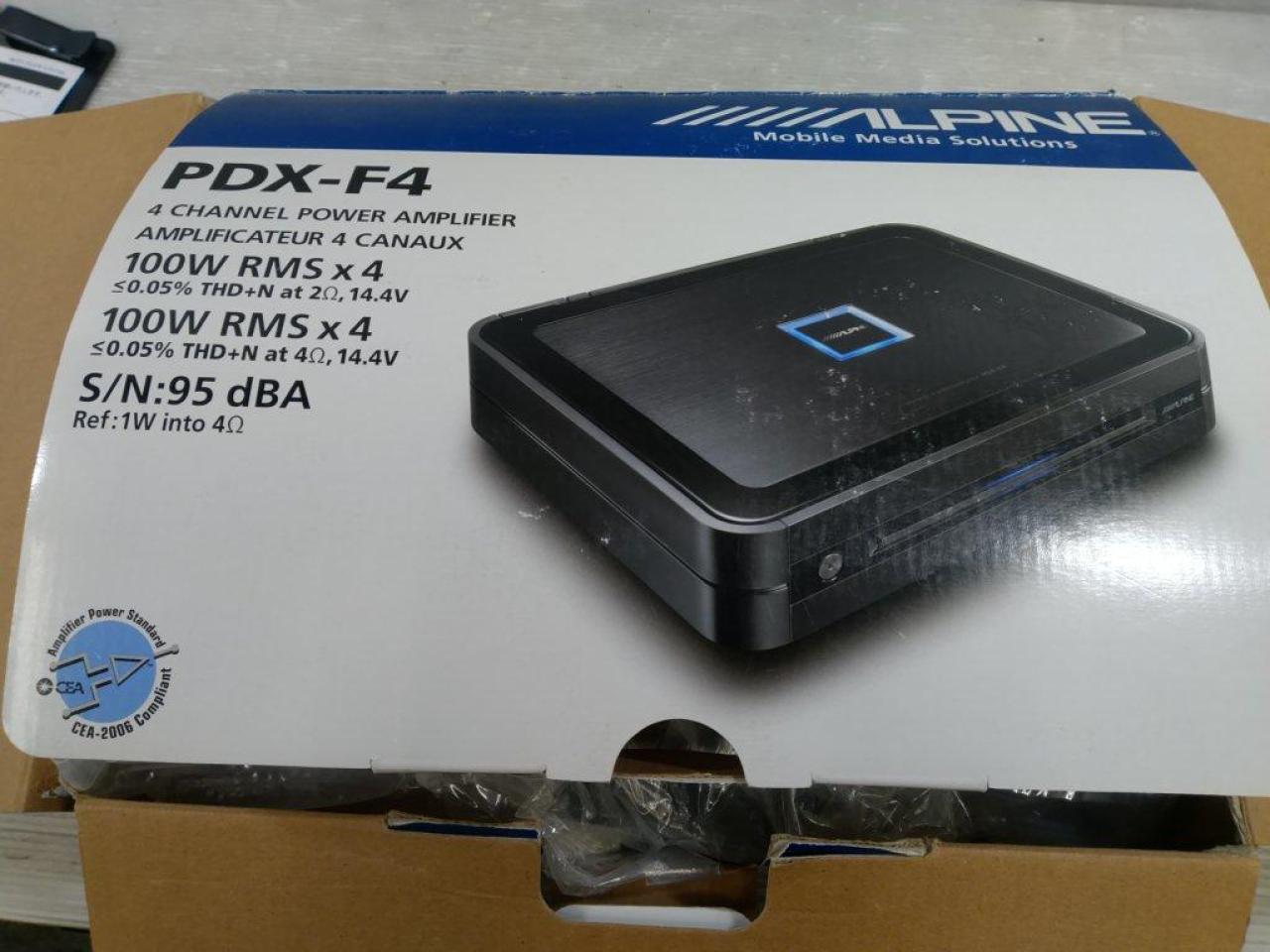 ALPINE PDX-F4 4チャンネルパワーアンプ | カー用品 アンプを通販で購入する | 中古カー＆バイク用品の販売ならアップガレージ