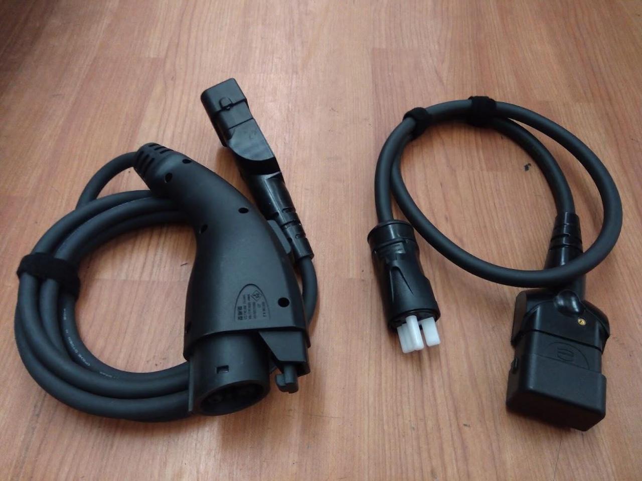 ポルシェ 充電ケーブル 7PP-971-676-BD | 中古品 | アップガレージ 石巻店 | カー用品 その他(カー用品) その他カー用品 ...