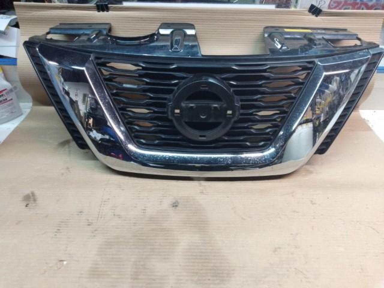 日産 エクストレイル T32 後期純正フロントグリル 62310-6FR0A | カー用品 ボディパーツ グリルを通販で購入する | 中古カー ...