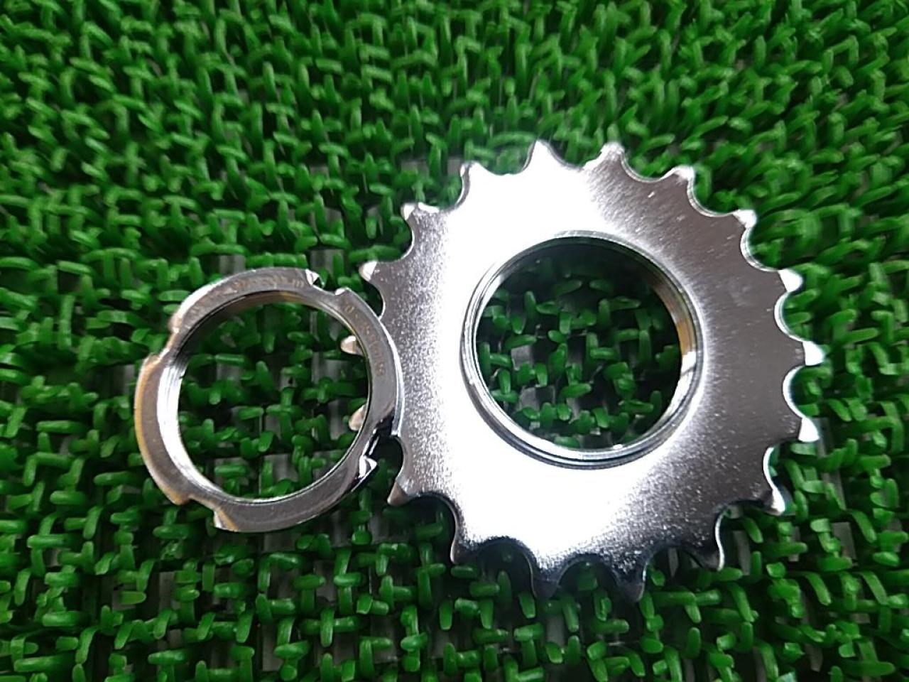 メーカー不明 メッキ固定コグ・ロックナットセット | 自転車 スプロケット/ギア シングル用スプロケット/ギアを通販で購入する | 中古カー ...