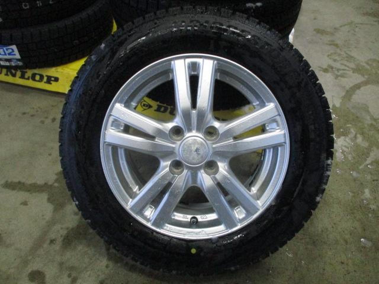 DUNLOP DUFACT DA5 + BRIDGESTONE BLIZZAK VRX2 (V12143) | カー用品 スタッドレスタイヤ ...