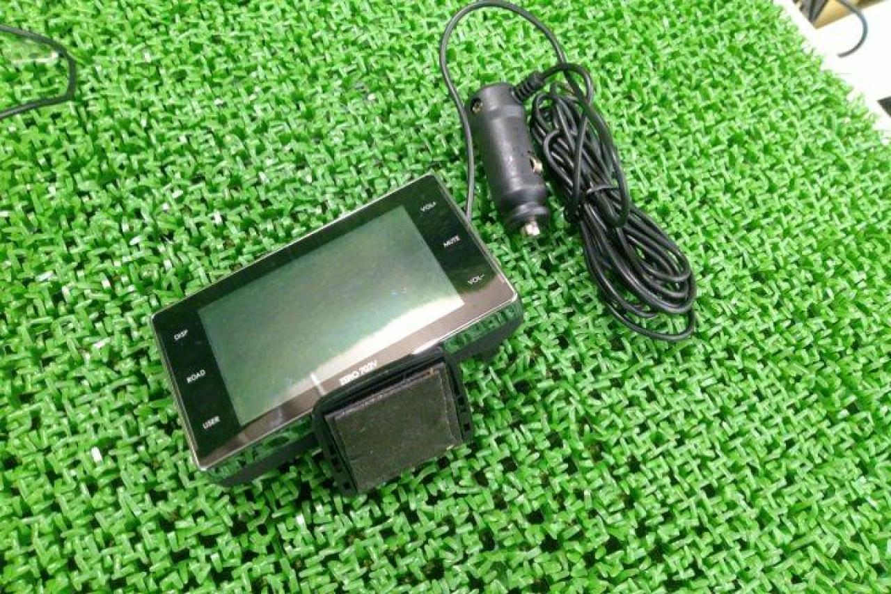 COMTEC ZERO702V | カー用品 電装系 レーダー探知機を通販で購入する | 中古カー＆バイク用品の販売ならアップガレージ