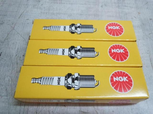 NGK SPARK PLUG ダイハツ系スパークプラグ 3本セット エッセ/タント/ハイゼット/ムーブ等に! 品番LKR6C | カー用品 ...