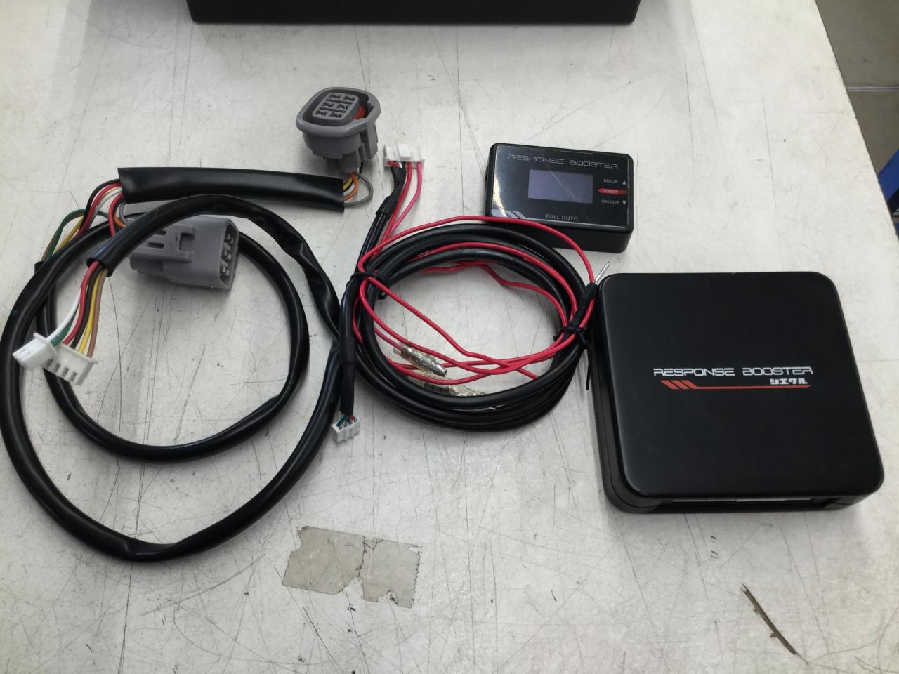 siecle(シエクル) レスポンスブースターフルオート FA-RSB スロットルコントローラー | 中古品 | アップガレージ 姫路店 | カー用品 その他(カスタム・チューニング) その他 ...