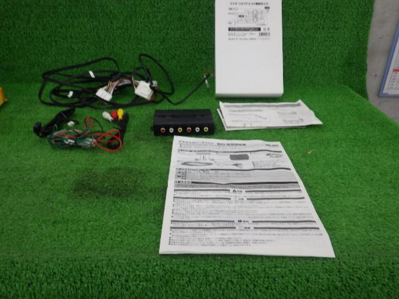 DataSystem(R-SPEC/データシステム) ビデオ入力ハーネスキット VIK-U65 | カー用品 カーAVアクセサリー ナビアクセサリーを通販で購入する | 中古カー＆バイク用品の ...