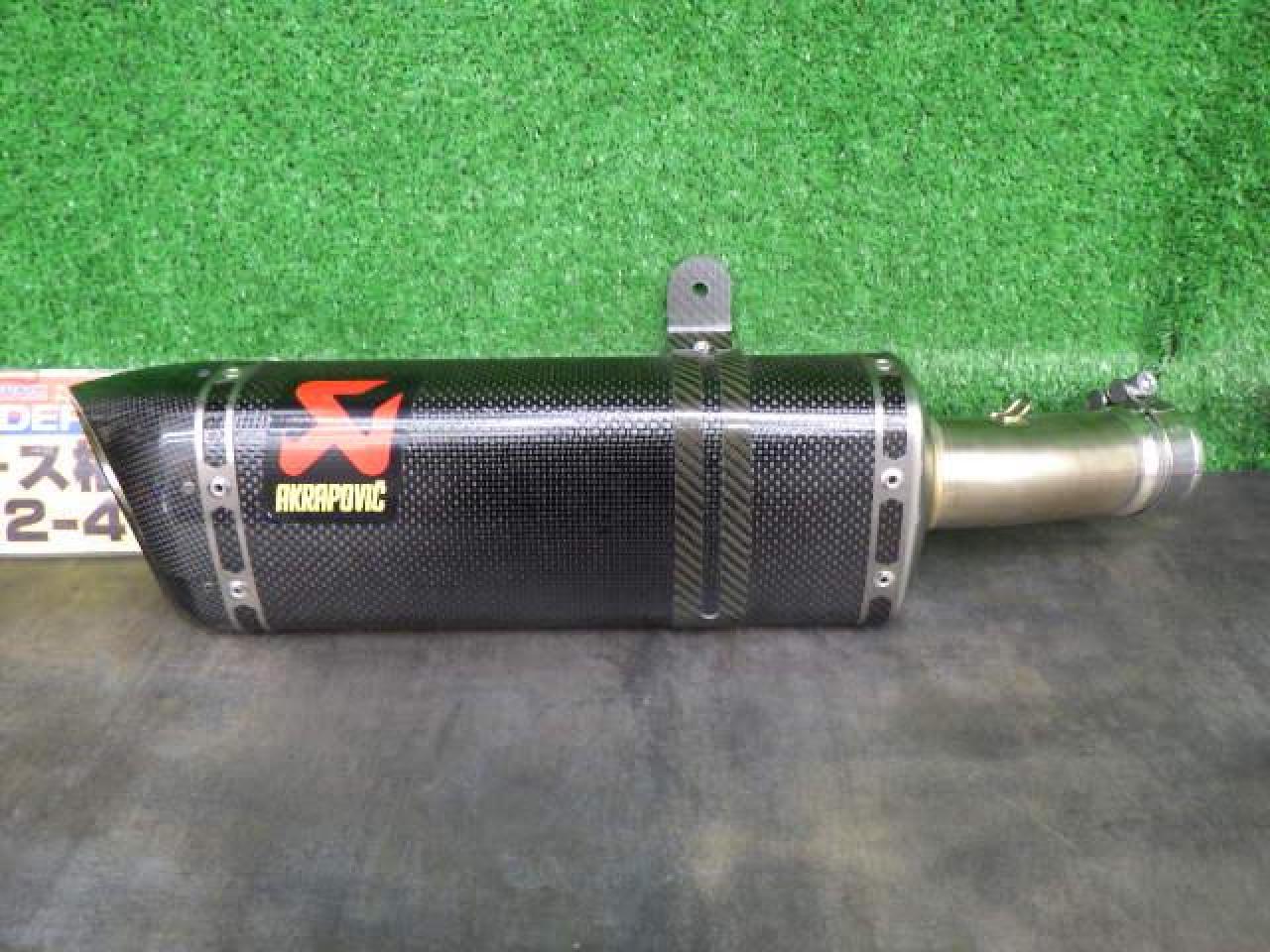 値下げしました!AKRAPOVIC(アクラポヴィッチ) スリップオンラインカーボンマフラー NINJA250/400(’18-22)、Z250 ...