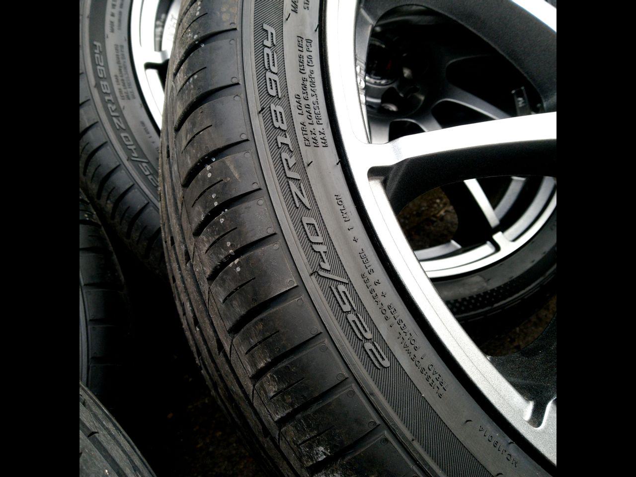 MOMO Toprun M300 AS Sport | カー用品 タイヤ 18インチタイヤを通販で購入する | 中古カー＆バイク用品の販売ならアップガレージ