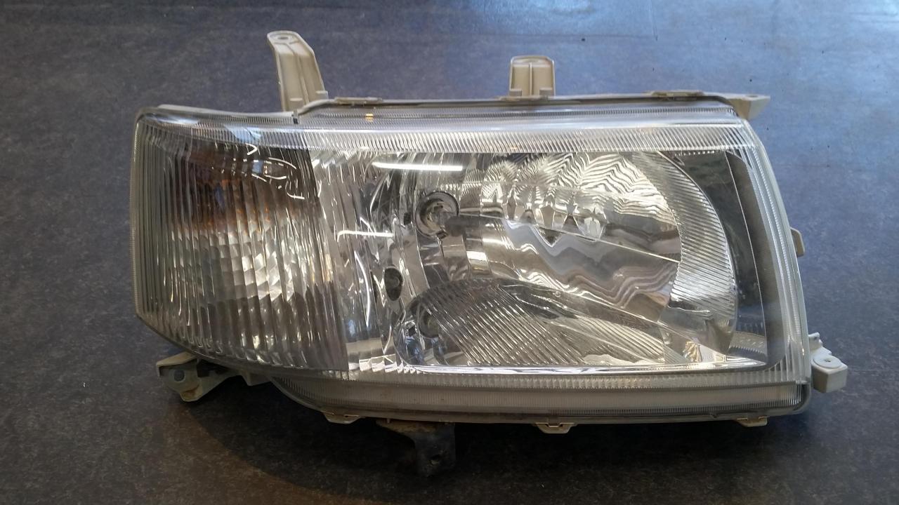 TOYOTA(トヨタ) NCP50 プロボックス純正ハロゲンヘッドライト(運転席側のみ) | カー用品 ボディパーツ ヘッドライトを通販で購入する | 中古カー＆バイク用品の販売ならアップガレージ