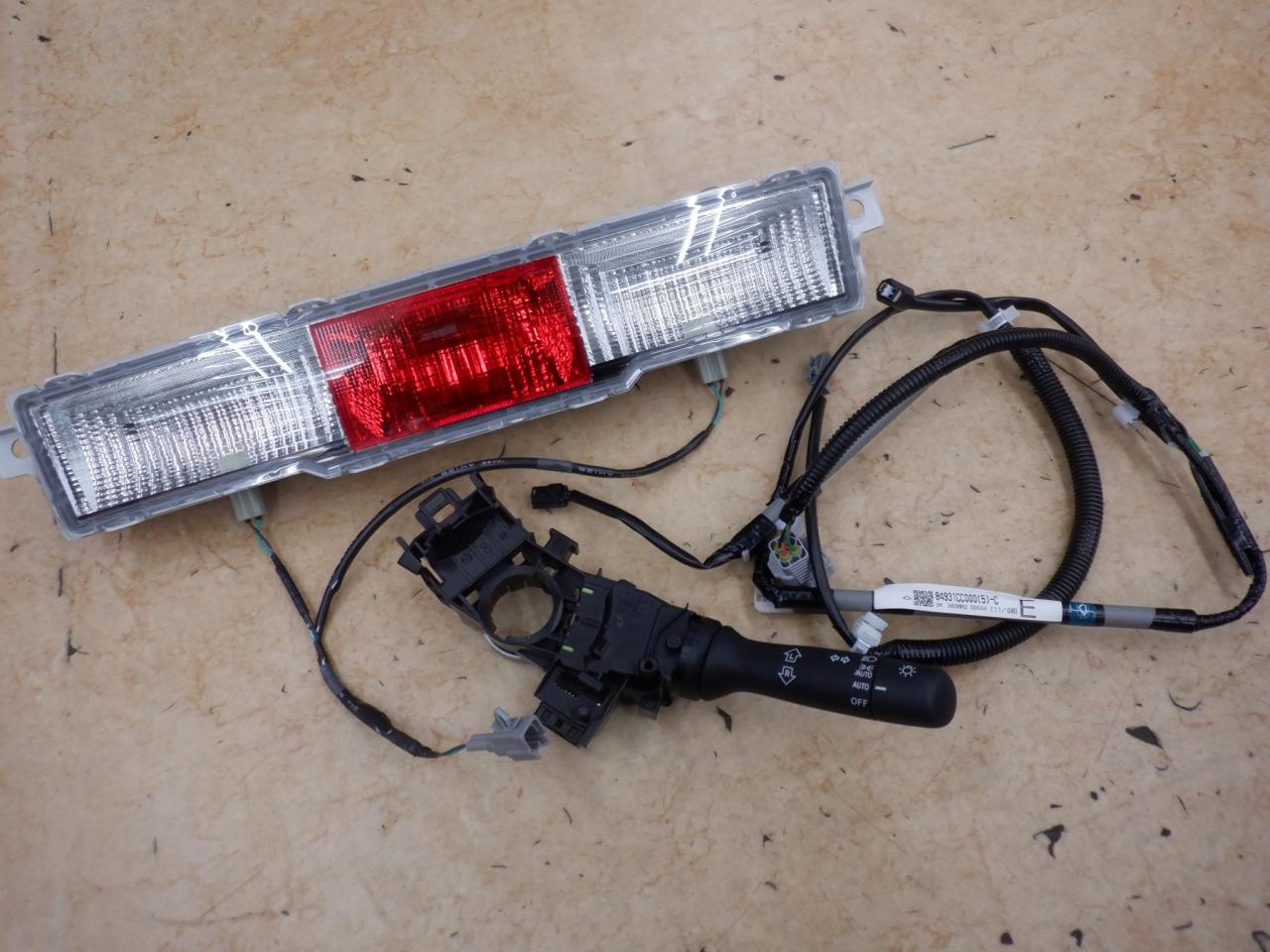 SUBARU 純正リアフォグ(バックフォグ)+ハーネス+スイッチセット BRZ ZD8 ’23年外し | カー用品 電装系 フォグランプを通販 ...