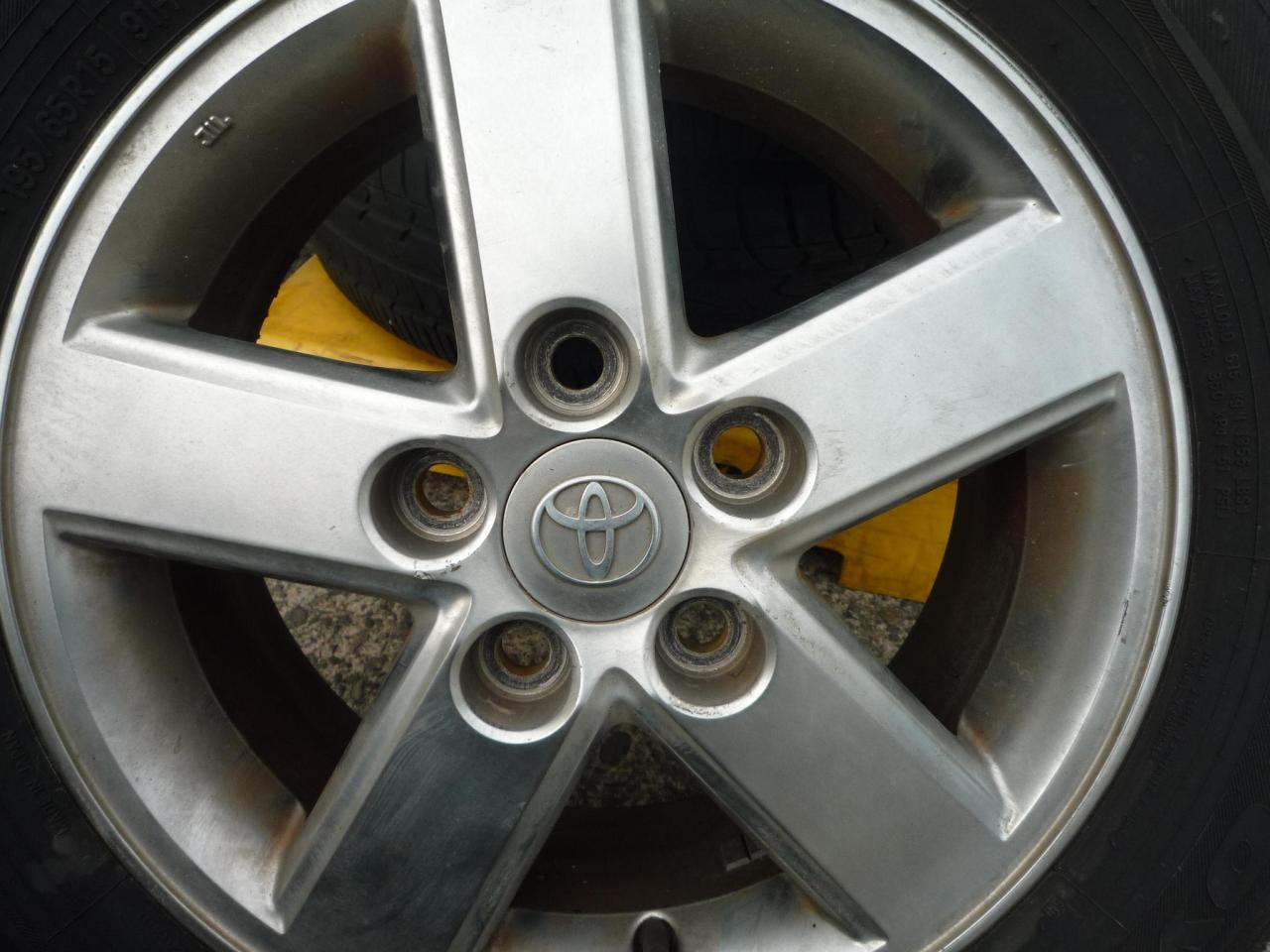 トヨタ純正(TOYOTA) 60系 ヴォクシー 純正ホイール + TOYO(トーヨー) TOYO TRANPATH mpZ | カー用品 タイヤホイールセット 15インチタイヤホイールセットを ...