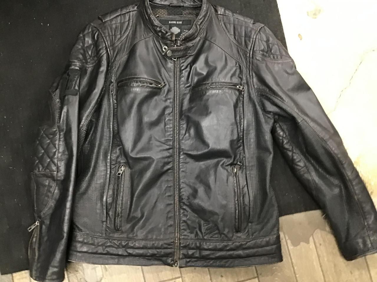 HARLEY DAVIDSON [98113-16VM] ライダースジャケット シングル | 中古品 | アップガレージ 四日市店 | バイク ...