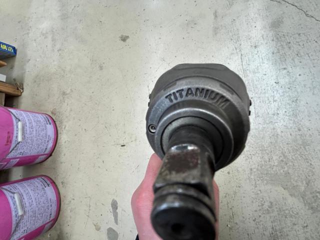 MAC TOOLS エアインパクト AWP050C | カー用品 メンテナンス 工具を通販で購入する | 中古カー＆バイク用品の販売ならアップガレージ