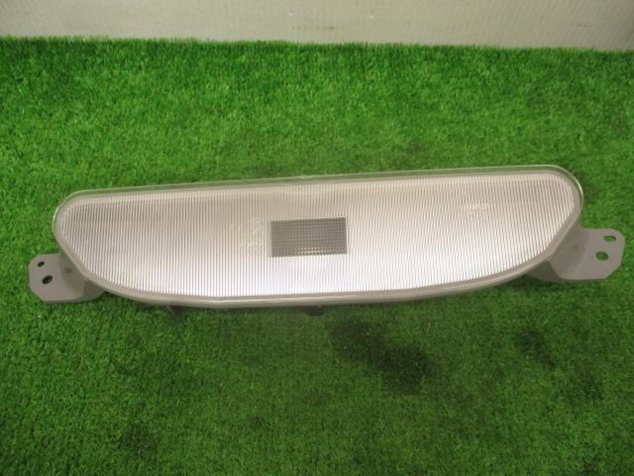 ★値下げしました!!★TOYOTA ヤリスハイブリッド純正LEDバックランプ | カー用品 ボディパーツ その他レンズ関連を通販で購入する ...