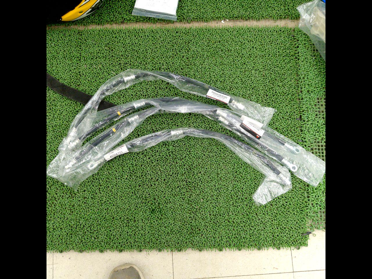 価格訂正しました!三菱純正(MITSUBISHI) ブレーキホースセット☆スペアに☆ | カー用品 ブレーキ系 その他ブレーキ系を通販で購入する | 中古カー＆バイク用品の販売ならアップガレージ