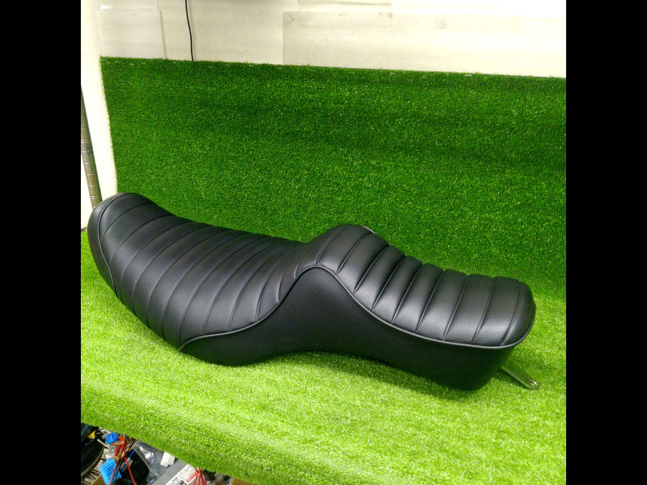 K&N King&Queen Bオールタックシート | バイク用品 その他(バイクパーツ) ハーレーパーツ(二輪)を通販で購入する | 中古 ...