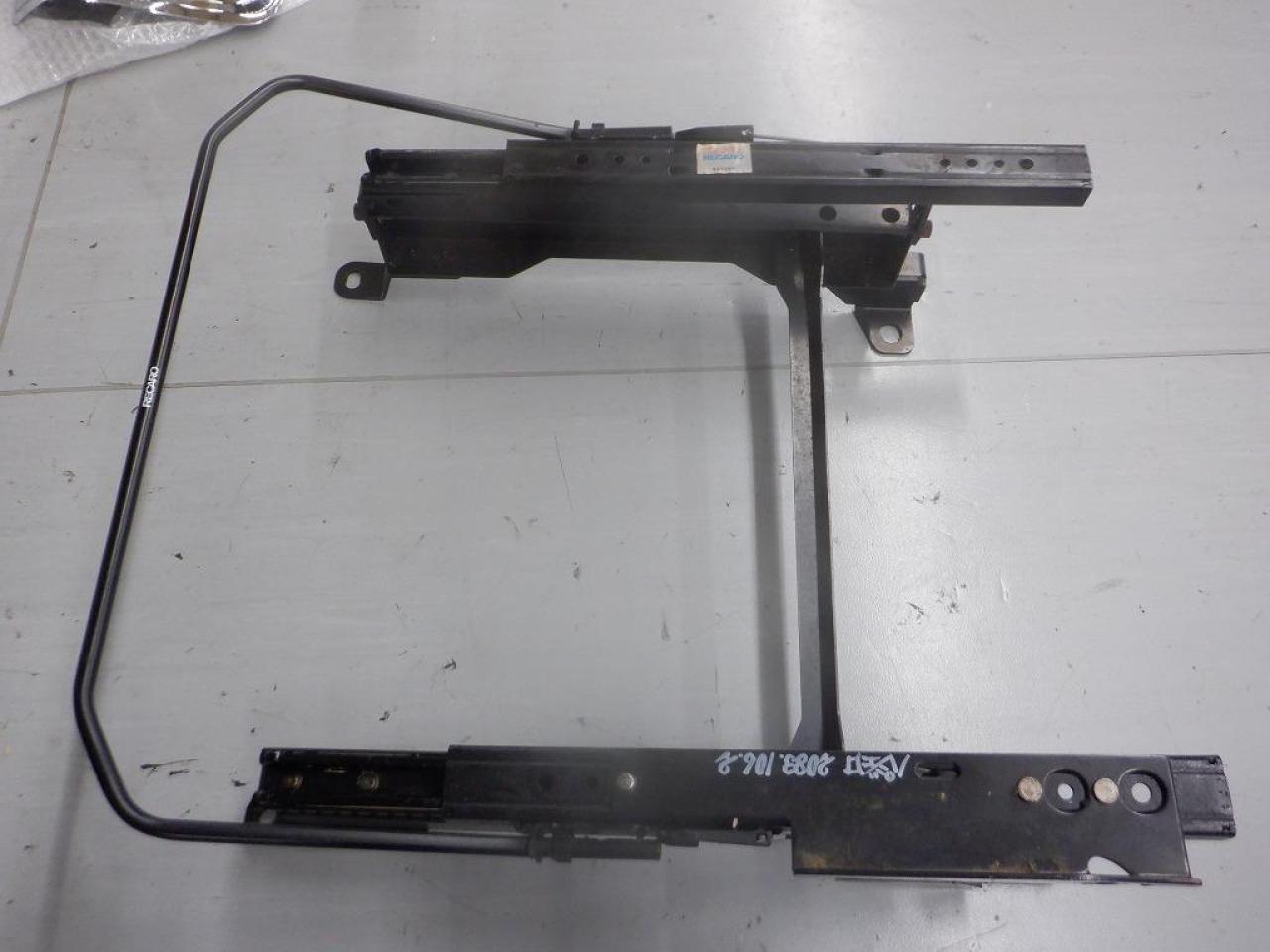 値下げしました!! 【右側のみ RH】RECARO シートレール | カー用品 シート シートレール(レカロ)を通販で購入する | 中古カー ...