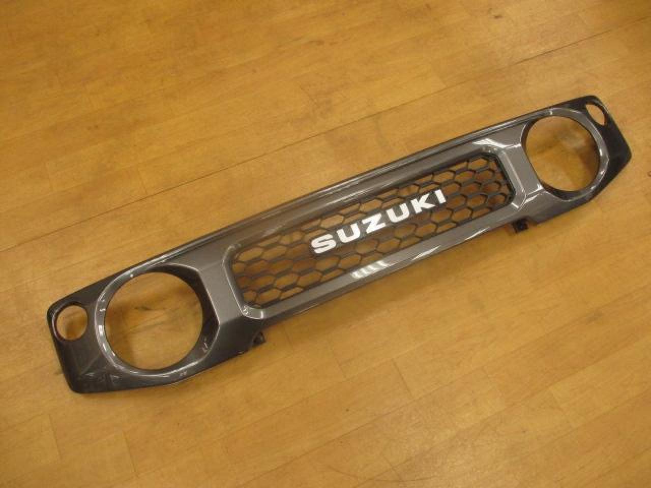 SUZUKI ジムニー/JB64W・JB74W 純正OPフロントグリル | カー用品 ボディパーツ グリルを通販で購入する | 中古カー ...