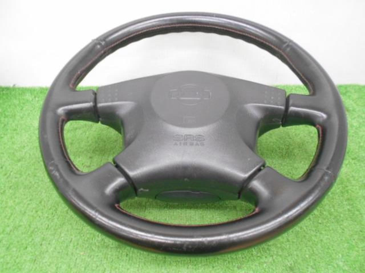 NISSAN スカイラインGT-R/BCNR33 純正ステアリング | カー用品 インテリア ステアリングを通販で購入する | 中古カー ...