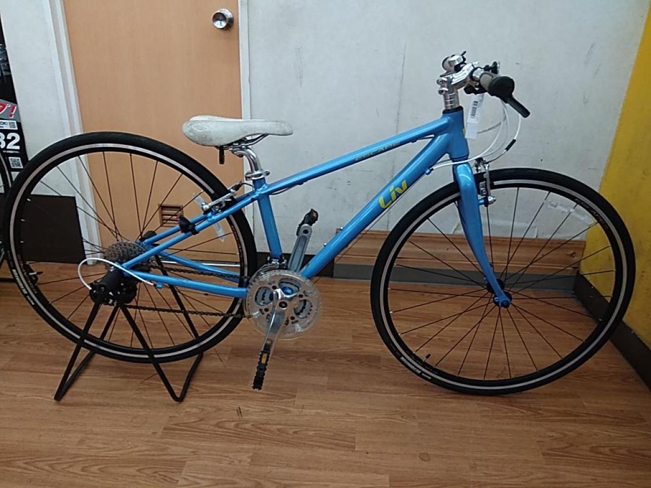 GIANT(ジャイアント) Liv ESCAPE R3W 700x28Cクロスバイク 2016年モデル | 自転車 スポーツ クロスバイクを ...