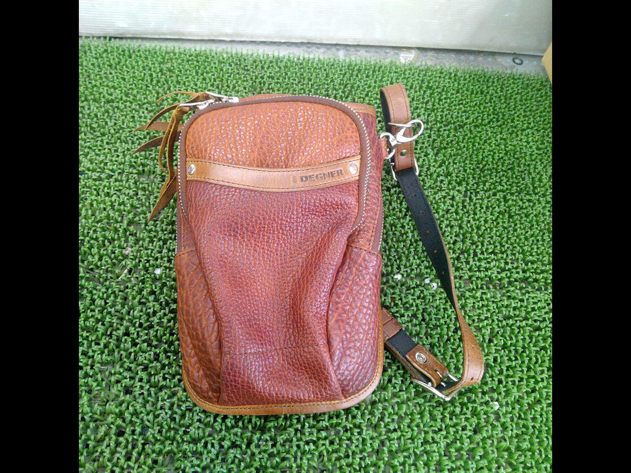 DEGNER W-39 レザーホルスターバッグ | バイク用品 ツーリング用品 バッグ(二輪)の通販 | アップガレージ 中古カー＆バイク用品の買取・販売専門店