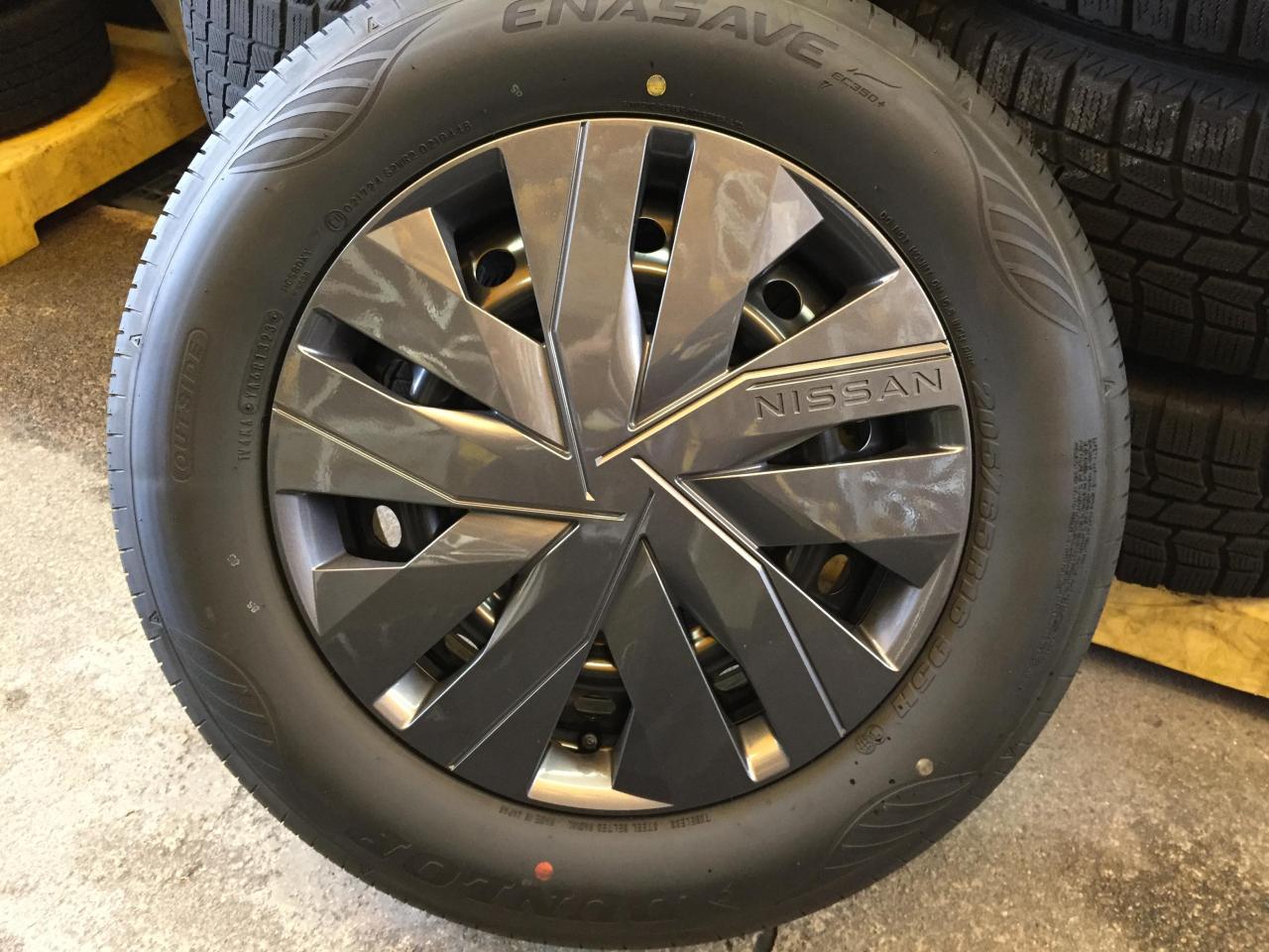 ☆プライスダウン!お買い得商品☆ 日産 ニッサン C28 セレナ XVグレード 純正ホイール + DUNLOP(ダンロップ) ENASAVE EC300+ | カー用品 タイヤホイールセット ...