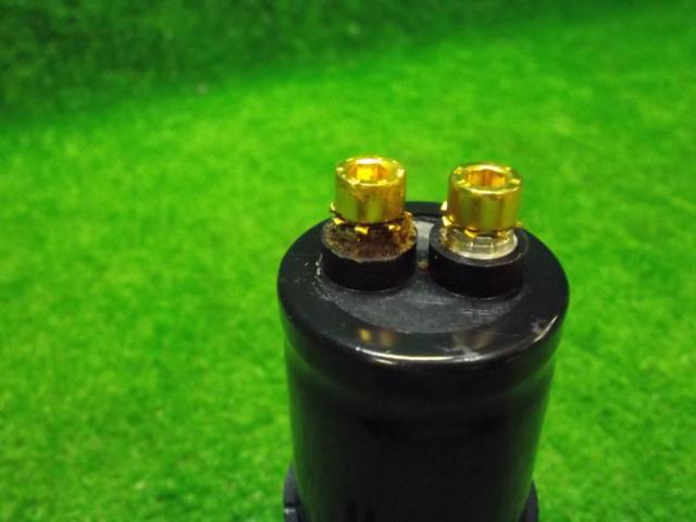 HELIX CAP33 小型キャパシタ― | わけあり | アップガレージ 二本松店 | カー用品 カーAVアクセサリー その他カーAVアクセサリーを通販で購入する | 中古カー＆バイク用品の ...