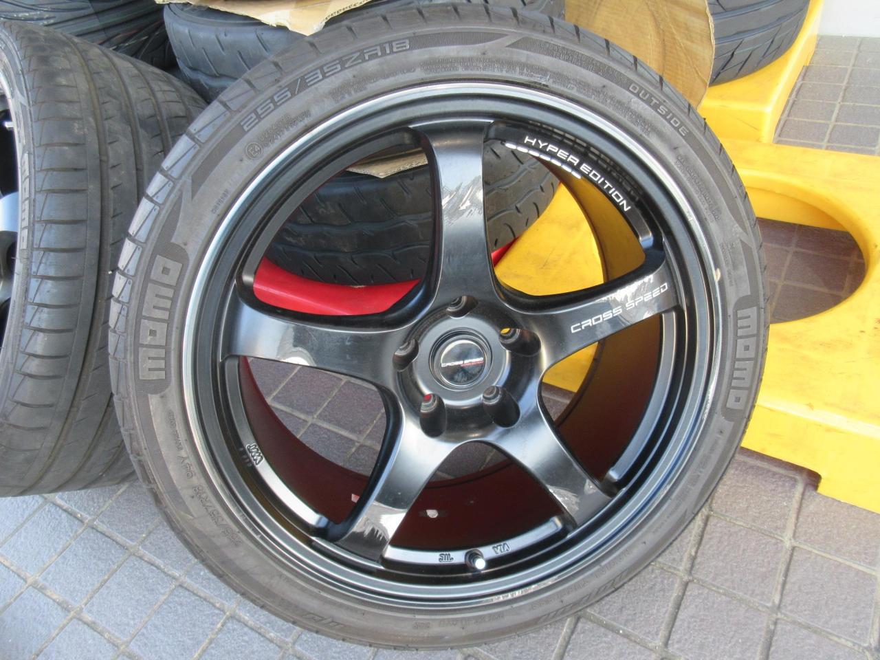 ※2本セット HOT STUFF(ホットスタッフ) CROSS SPEED HYPER EDITION + MOMO OUTRUN M3 | カー用品 タイヤホイールセット 18インチタイヤ ...