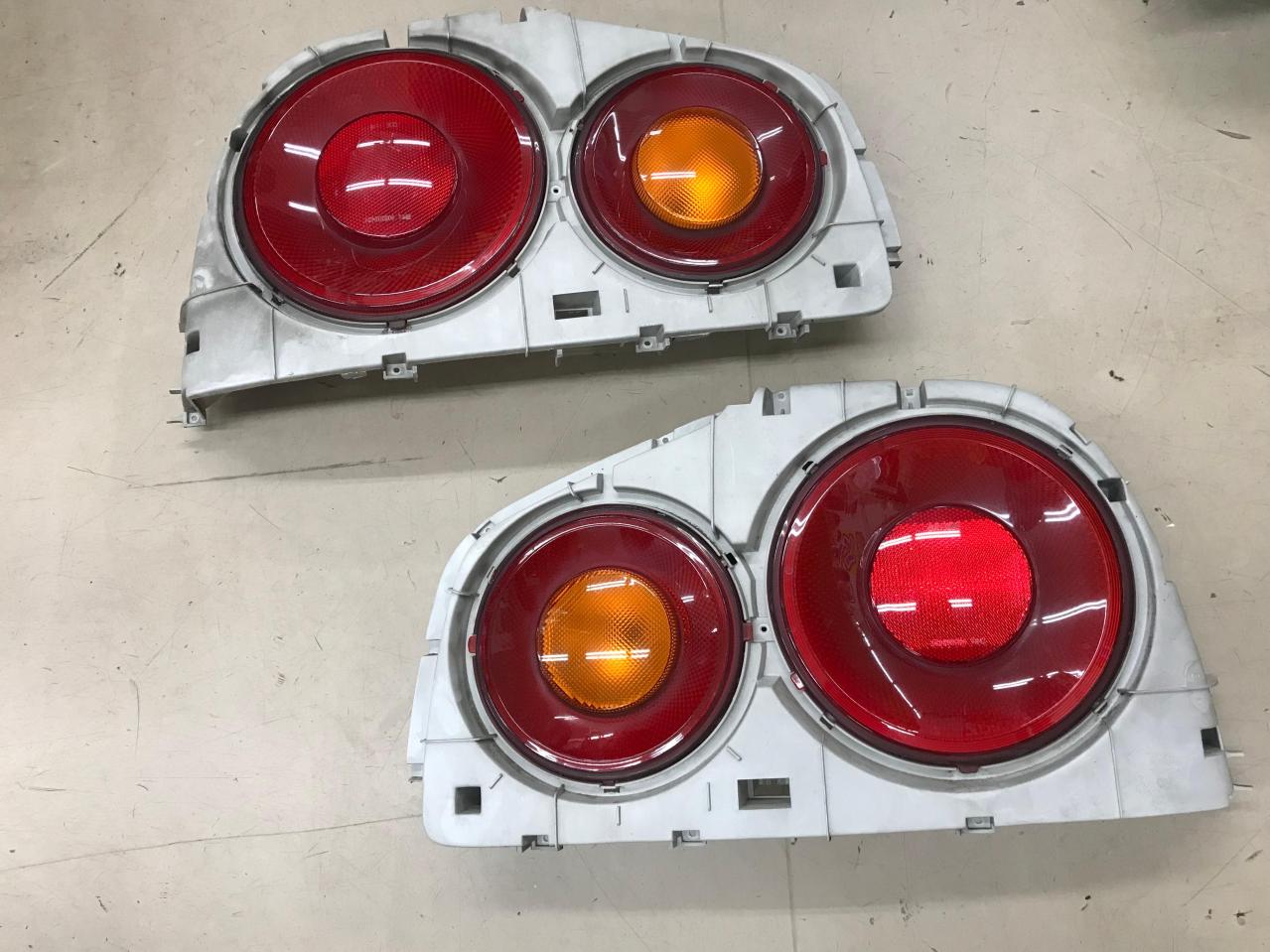 日産純正(NISSAN) スカイライン ER34 2D テールランプ 左右セット | 中古品 | アップガレージ 津店 | カー用品 ボディ ...