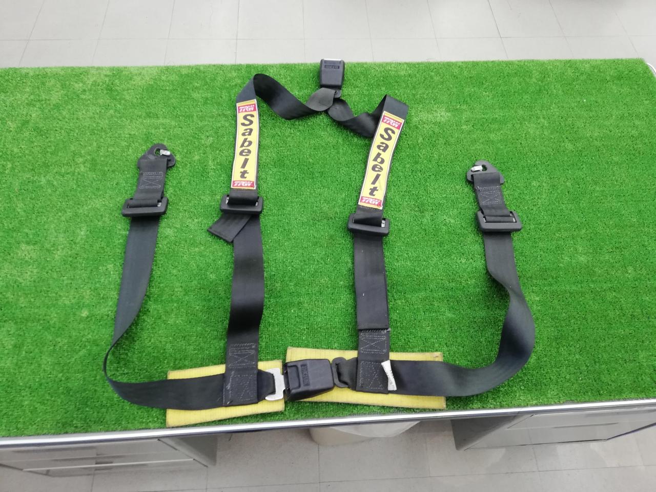 TRW Sabelt 3点式シートベルト | カー用品 シート シートベルトの通販 | アップガレージ 中古カー＆バイク用品の買取・販売専門店