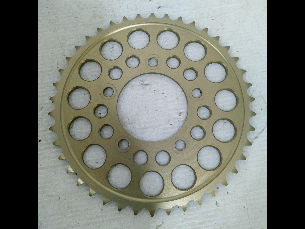 ☆爆安価格★ 【YZF-R1 SP[06] ※525コンバート用】 SUNSTAR(サンスター) リアスプロケット ジュラルミン RM-103-40 | 中古品 | アップガレージ 平塚店 ...