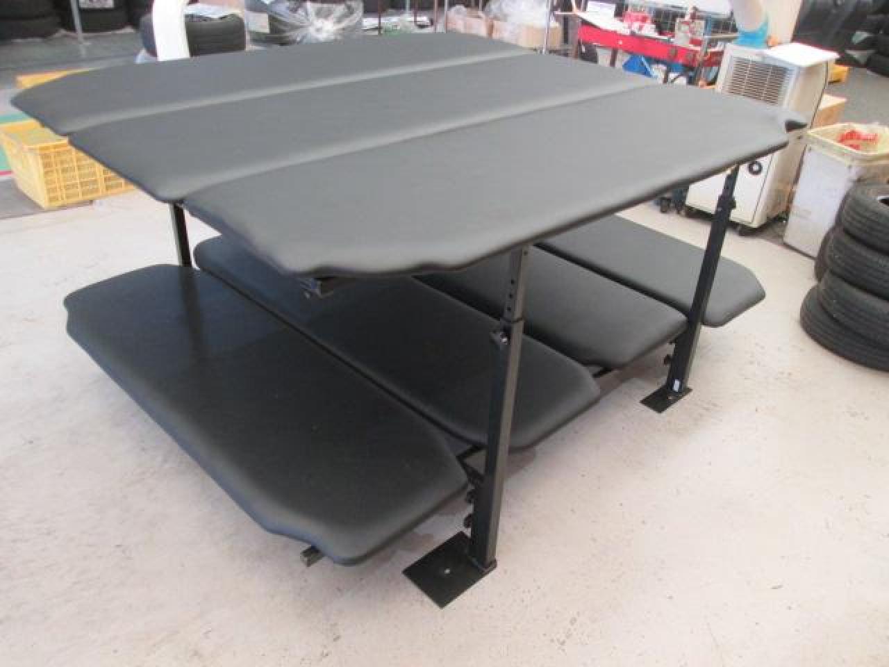 MGR Custom m.flat 2段ベッドキット 200系ハイエース | 中古品 | アップガレージ 名古屋中川店 | カー用品 インテリア その他インテリアを通販で購入する | 中古カー ...