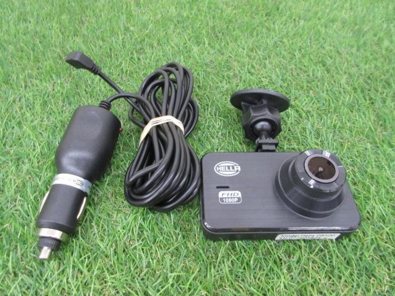 HELLA DR500 | カー用品 カーAVアクセサリー ドライブレコーダーを通販で購入する | 中古カー＆バイク用品の販売ならアップガレージ