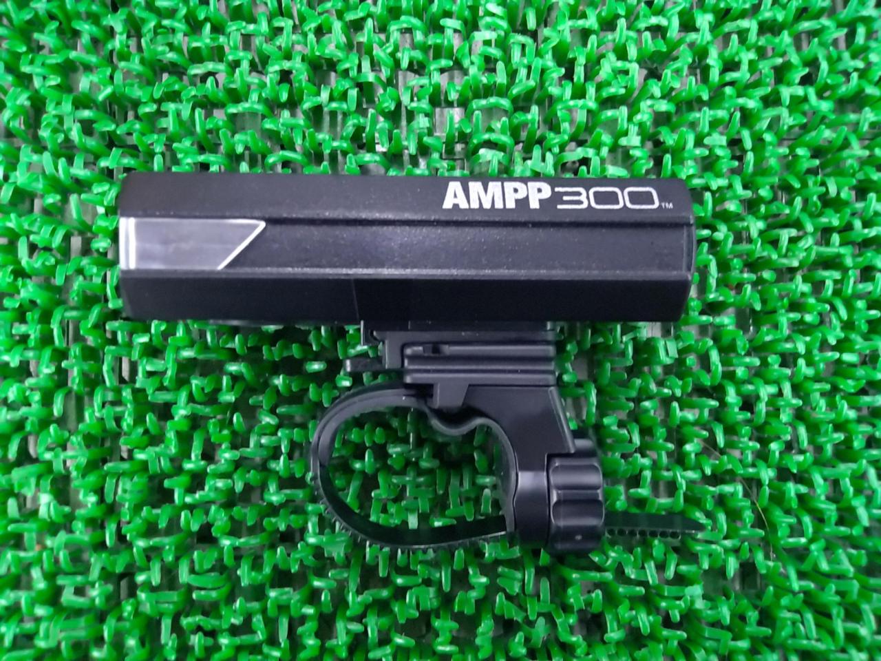 CATEYE AMPP 300 HL-EL083RC 充電式フロント用ライト | 自転車 ライト ライト前用を通販で購入する | 中古カー＆バイク用品の販売ならアップガレージ