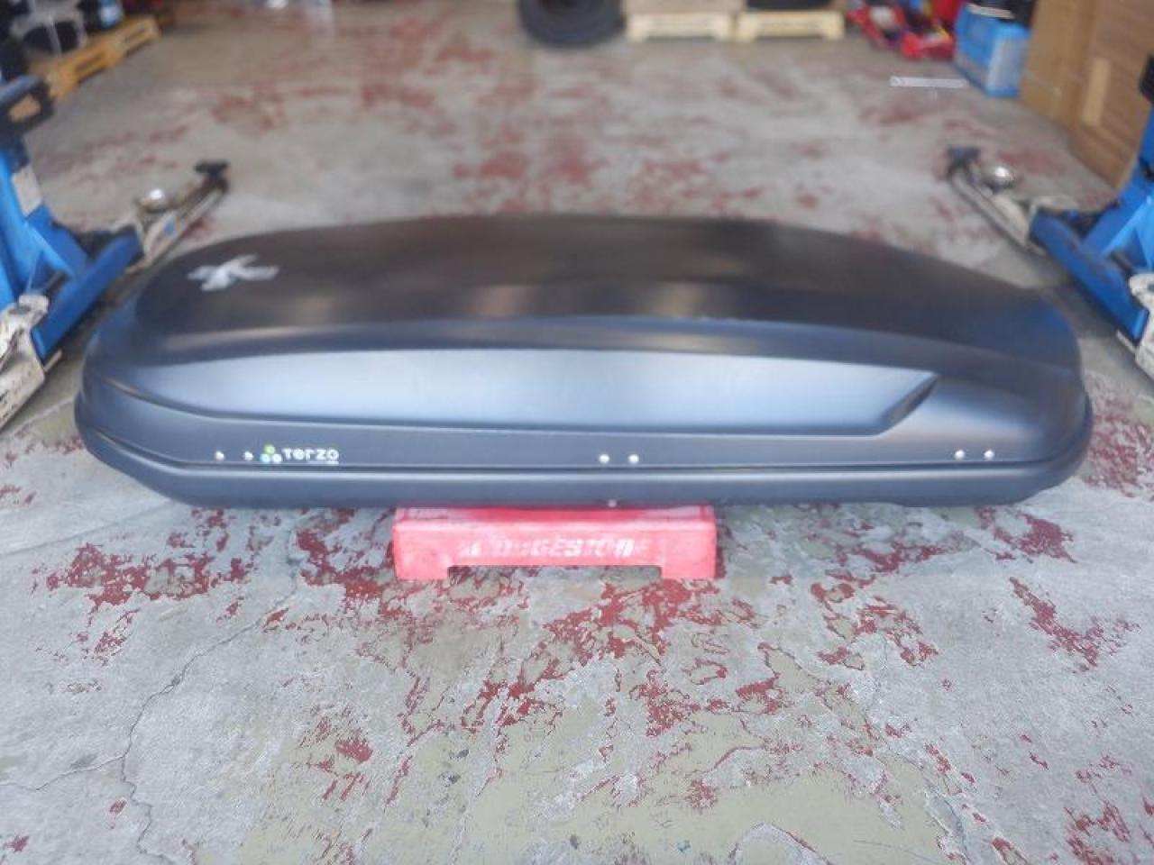 値下げしました Terzo EA520B ルーフボックス | カー用品 キャリア ルーフBOXを通販で購入する | 中古カー＆バイク用品の販売ならアップガレージ