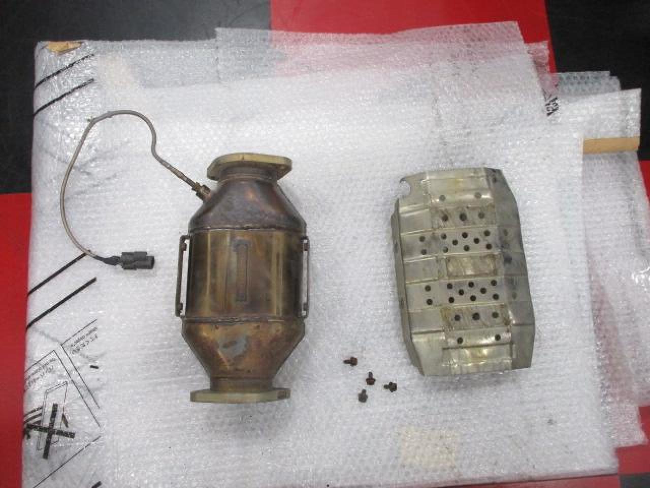 値下げしました!! HKS メタルキャタライザー 【33005-AN001】 | カー用品 吸気・排気系 触媒/キャタライザーを通販で購入する ...