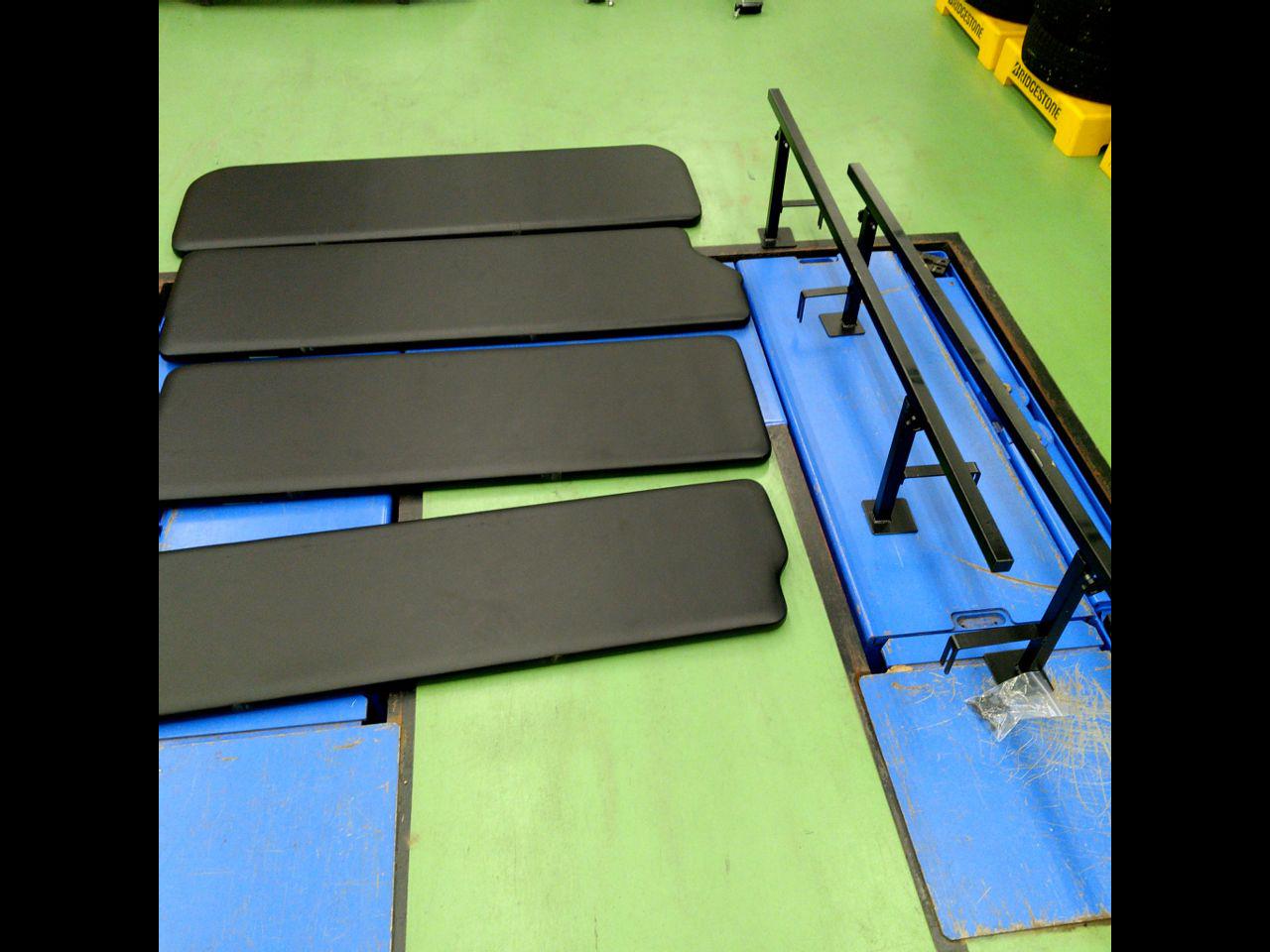 【キャラバン NV350】MGR customs ベッドキット | 中古品 | アップガレージ 圏央厚木インター店 | カー用品 インテリア その他インテリアを通販で購入する | 中古カー ...