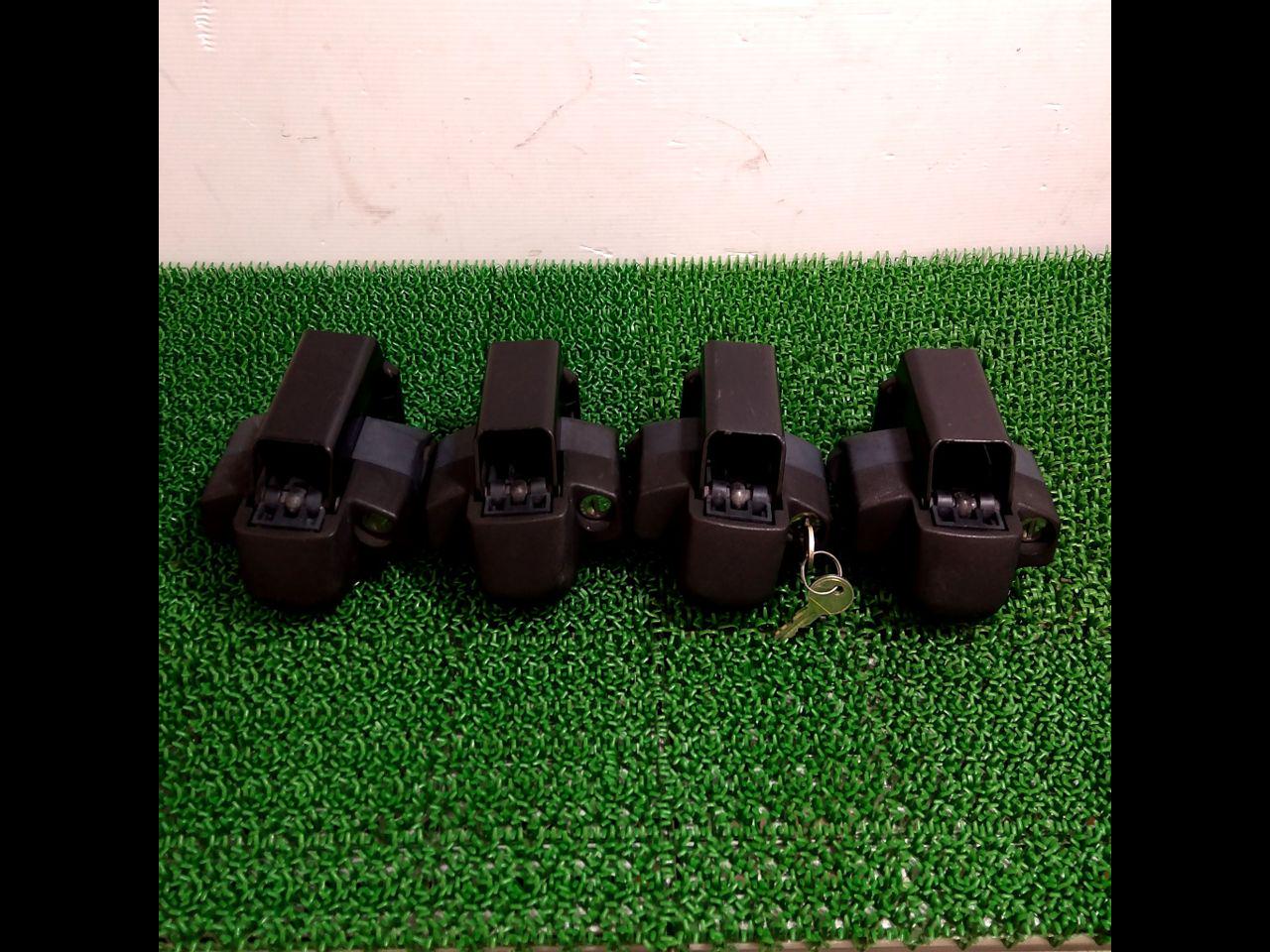 THULE 1054 ルーフレール付き付車用キャリア フット | カー用品 キャリアを通販で購入する | 中古カー＆バイク用品の販売ならアップガレージ