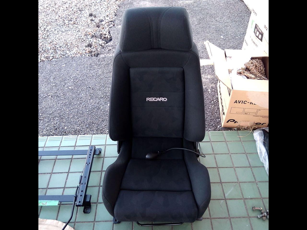 RECARO ERGOMED-LD ブラック | カー用品 シート リクライニングシート(レカロ)を通販で購入する | 中古カー＆バイク用品の ...